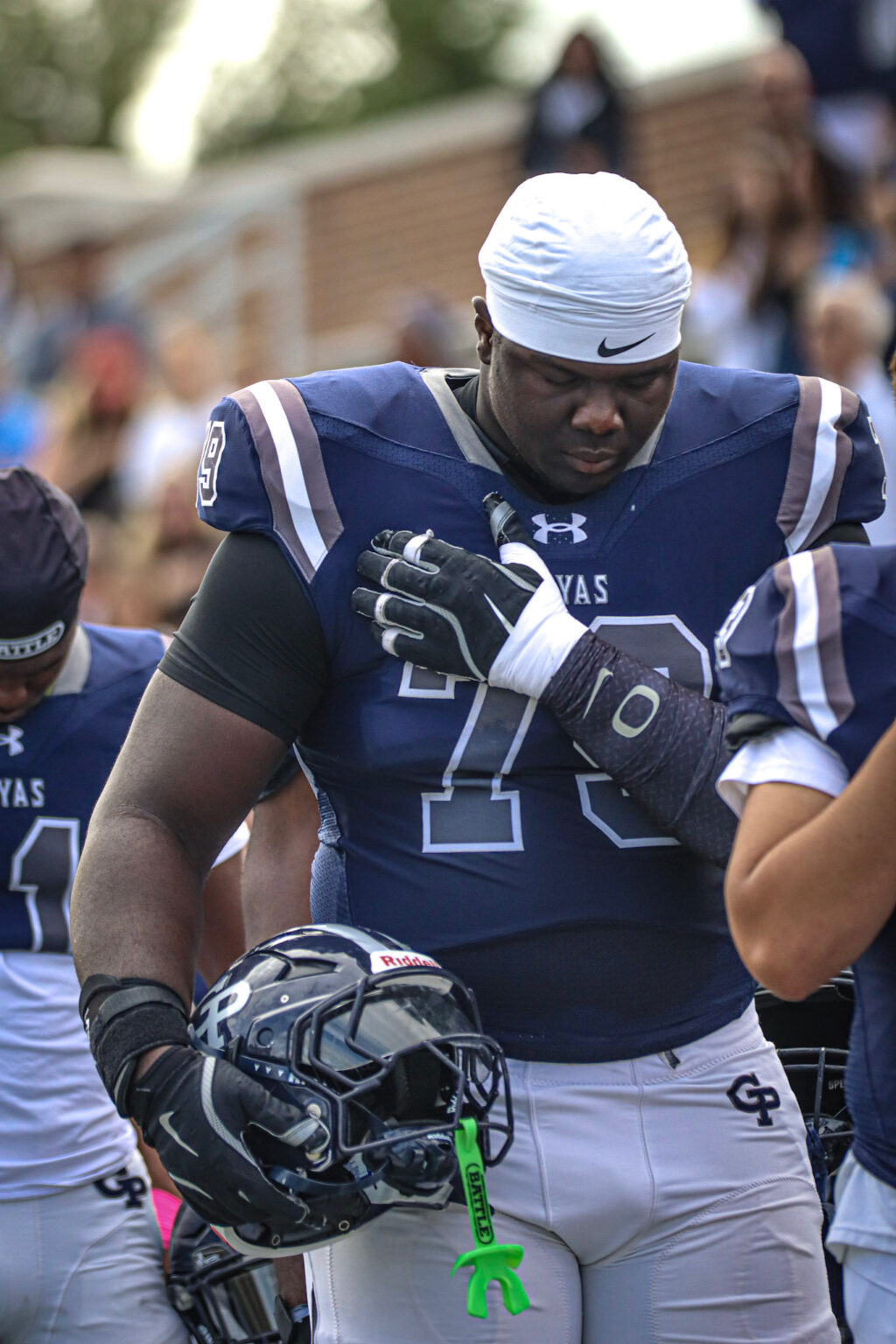 War Eagle! Nation Number one 5-Star Offensive Lineman Signs with ...